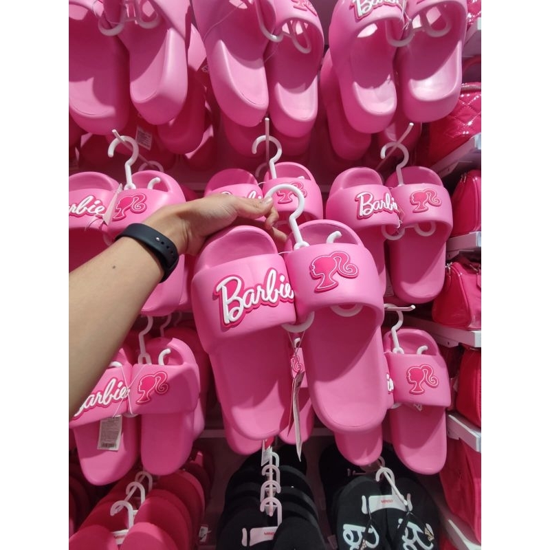 Jual MINISO SERIES BARBIE SLIPPERS (SANDAL) | Shopee Indonesia