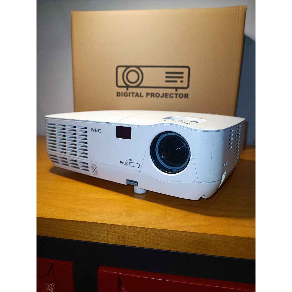 Jual Proyektor NEC NP 110 | Shopee Indonesia