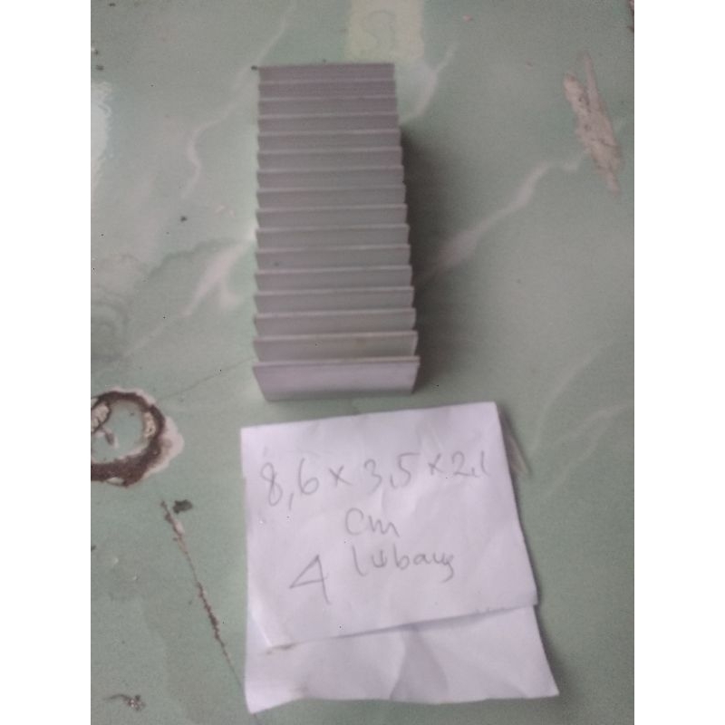 Jual heatsink hs alumunium pendingin isi 4 tr kotak kecil to220 bekas ...