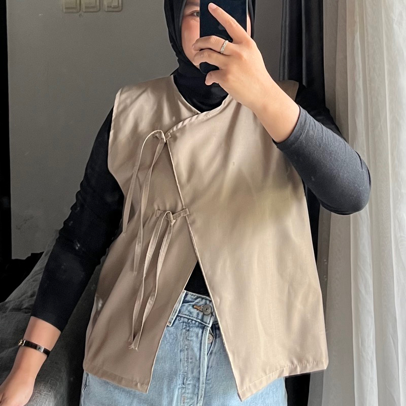 Jual Aruna - Vest Wanita / Vest Tali / Rompi Wanita / Vest korean ...