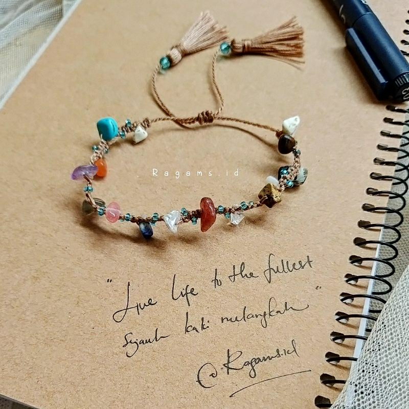 Jual Gelang Aesthetic Tali serut Batu Kerikil Chip | Gelang Rumbai ...