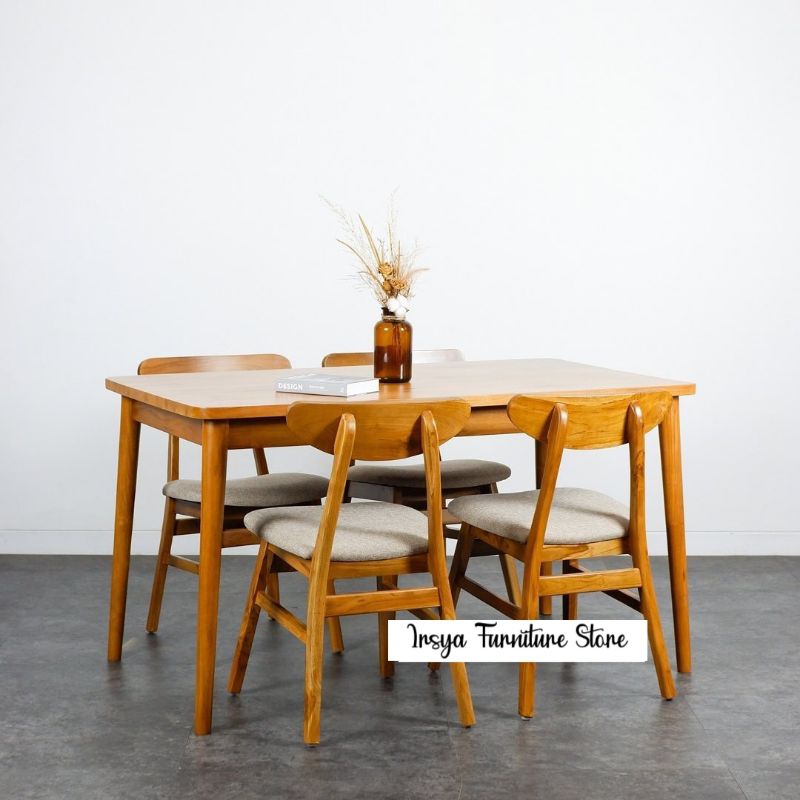 Jual Meja Makan Kayu Jati 4 Kursi + Chusion | Shopee Indonesia