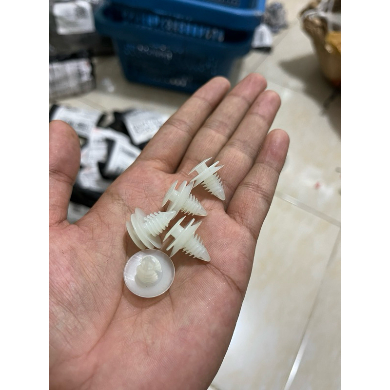 Jual KANCING Interior body mobil universal | Shopee Indonesia