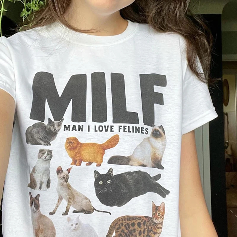 Jual Elbee.tee Kaos aesthetic MILF Man I love felines kaos tumblr | Shopee Indonesia