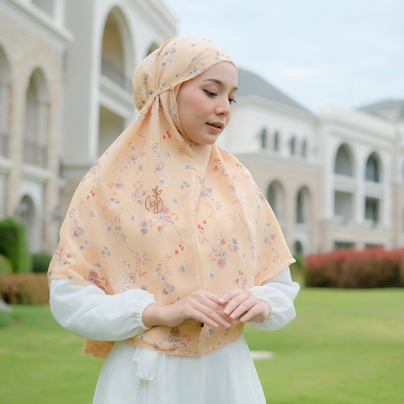 Jual Koyu Hijab Bergo Motif Instan Viney Jepang Premium 2layer Valena ...
