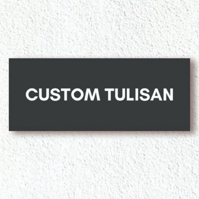 Jual Sign Akrilik Custom Tulisan Sign Board Akrilik Warna Hitam Putih ...