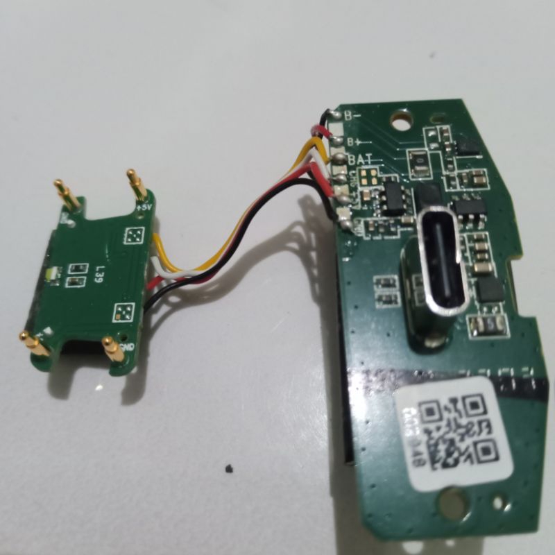 Jual Modul mesin pcb charger baterai 3,7 volt plus baterai gress ...