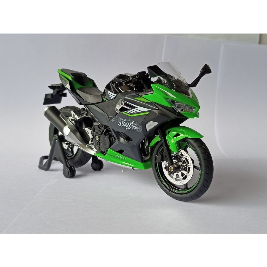 Jual Diecast Motor Kawasaki Ninja 400 hitam miniatur motor sport skala ...