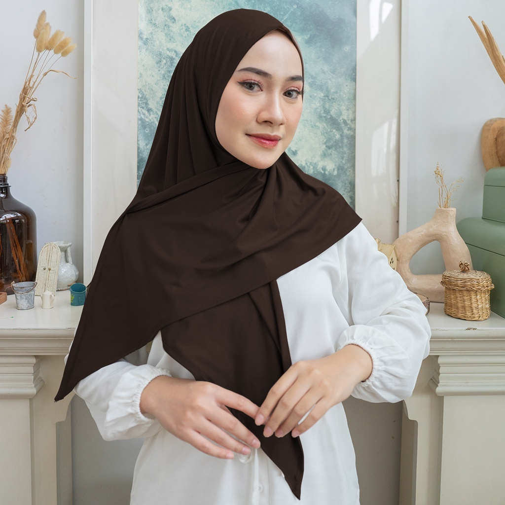 Jual Raskha Hijab Segitiga Instan Jersey Premium Basic | Jilbab ...
