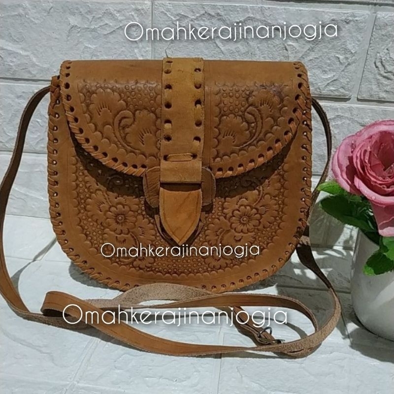 Jual tas kulit , tas , tas selempang , tas unik | Shopee Indonesia