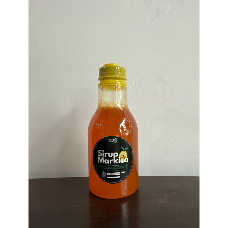 Jual Seruni Sirup Markisa 250 ml Syrup Buah Asli Bulir Oleh-Oleh Malang ...