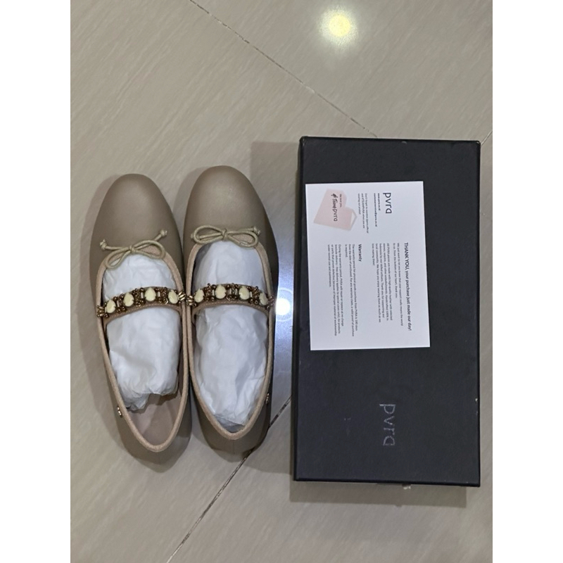 Jual PVRA Felisha Gold Size 41 (NEW) | Shopee Indonesia