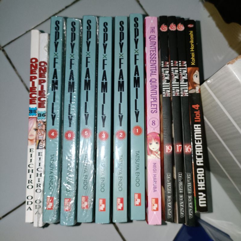 Jual Preloved komik cabutan spy x family attack on titan my hero academia one piece the ...