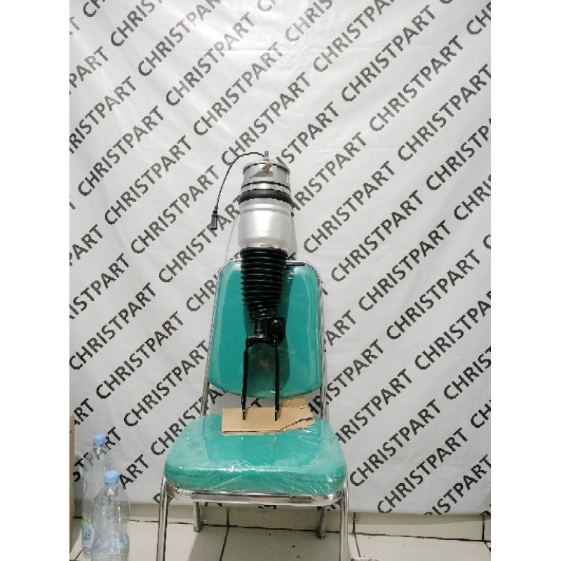 Jual VW Touareg Audi Q7 shock airsuspension belakang airsus air ...