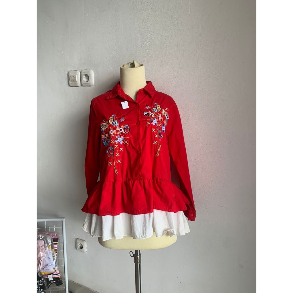 Jual Peloved - atasan kemeja merah putih bunga (S007) | Shopee Indonesia