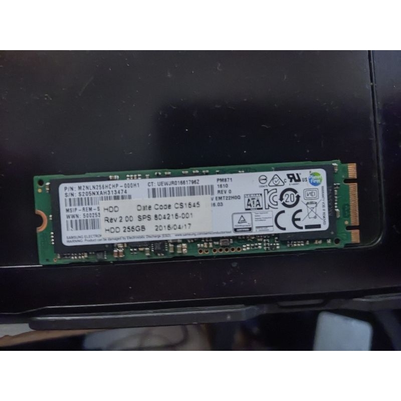 Jual SSD ssd m.2 sata 256gb cecond terinstall windows 10 Leptop ...