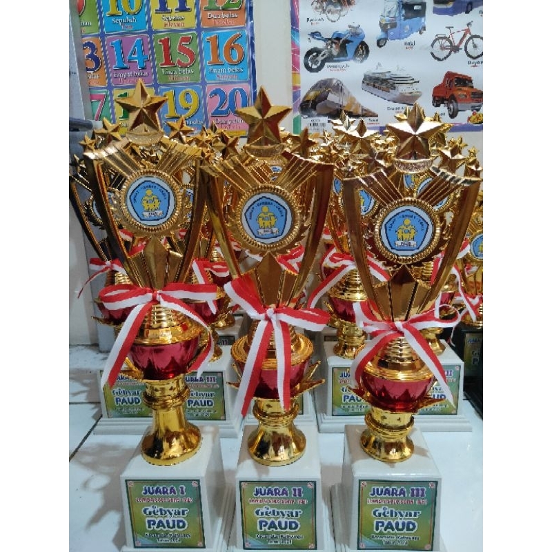 Jual Piala Satu Set | Shopee Indonesia