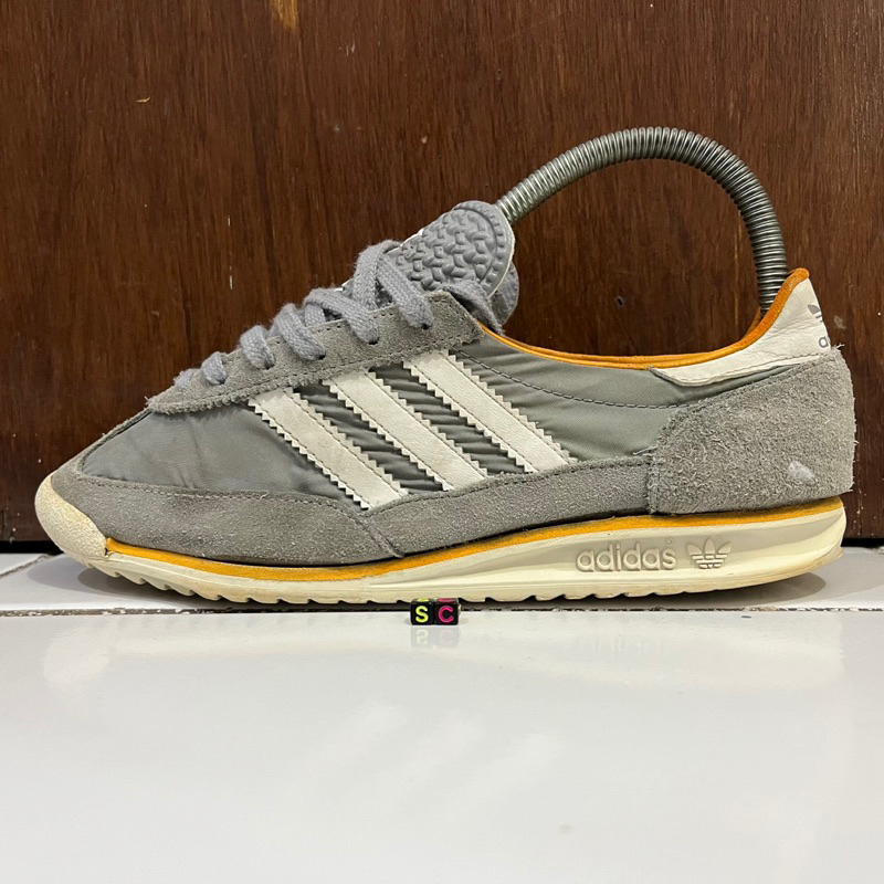 Jual Adidas sl 72 abu putih list kuning | Shopee Indonesia