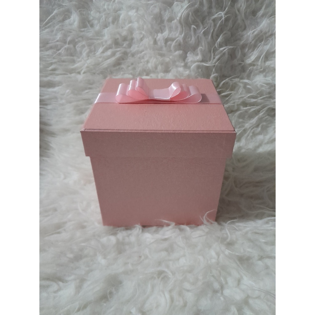 Jual Gift Box 12cm x 12cm x 12cm / Kotak kado / Box Kotak Hampers ...