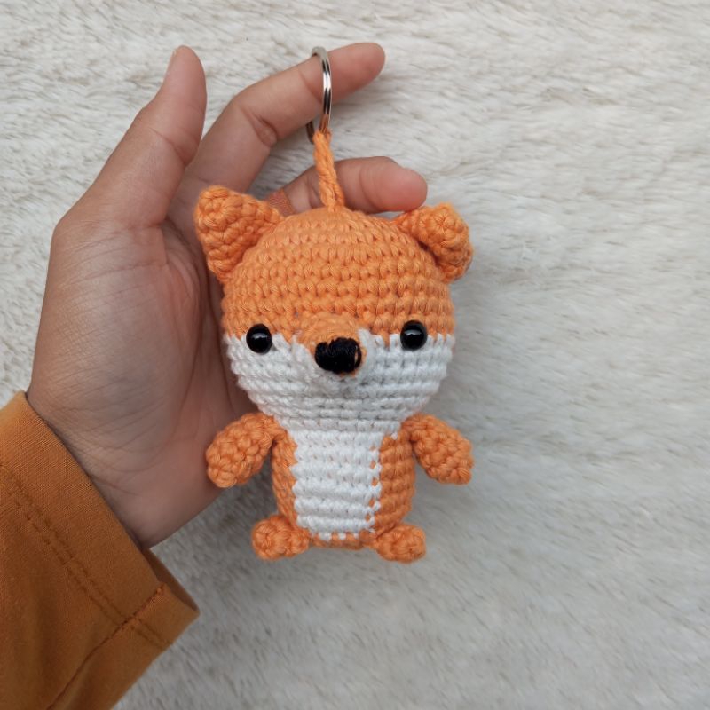 Jual Chibi Fox Amigurumi Keychain • Boneka Rajut Fox Versi Chibi ...