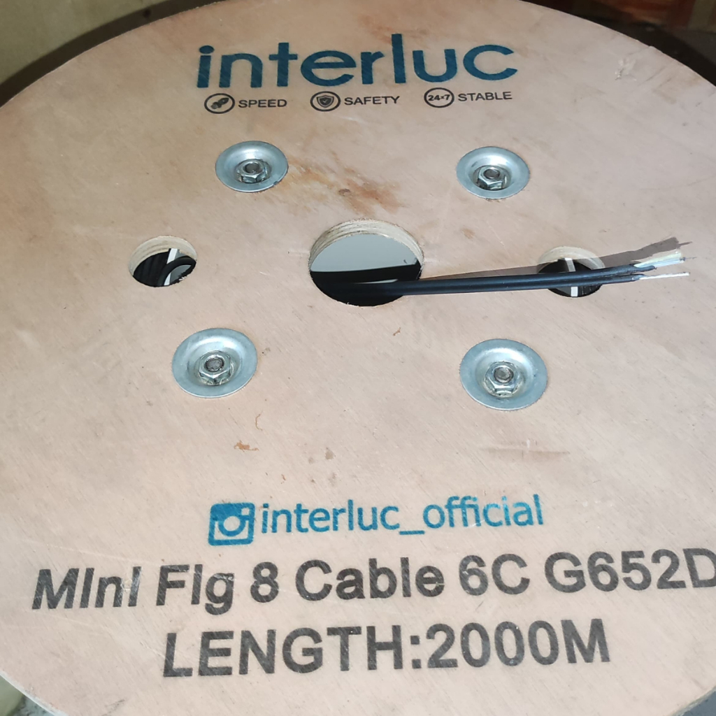 Jual Kabel FIG8 Interluc 6Core Fiber Optic Mini KU 6 Core FIG8 2000 ... Jual Kabel FIG8 Interluc 6Core Fiber Optic Mini KU 6 Core FIG8 2000 ...