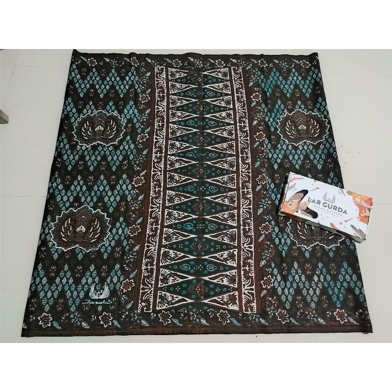 Jual Batik LAR GURDA ORIGINAL EKLUSIF SARUNG LARGURDA Batik santri Gus ...