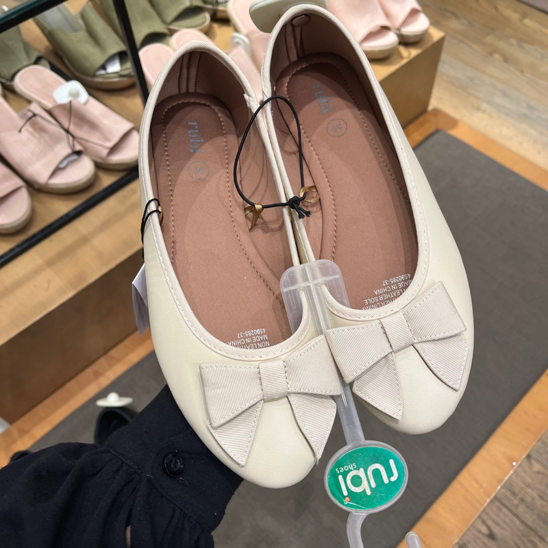 Jual Flatshoes Emma bow ballerina rubi sale | Shopee Indonesia