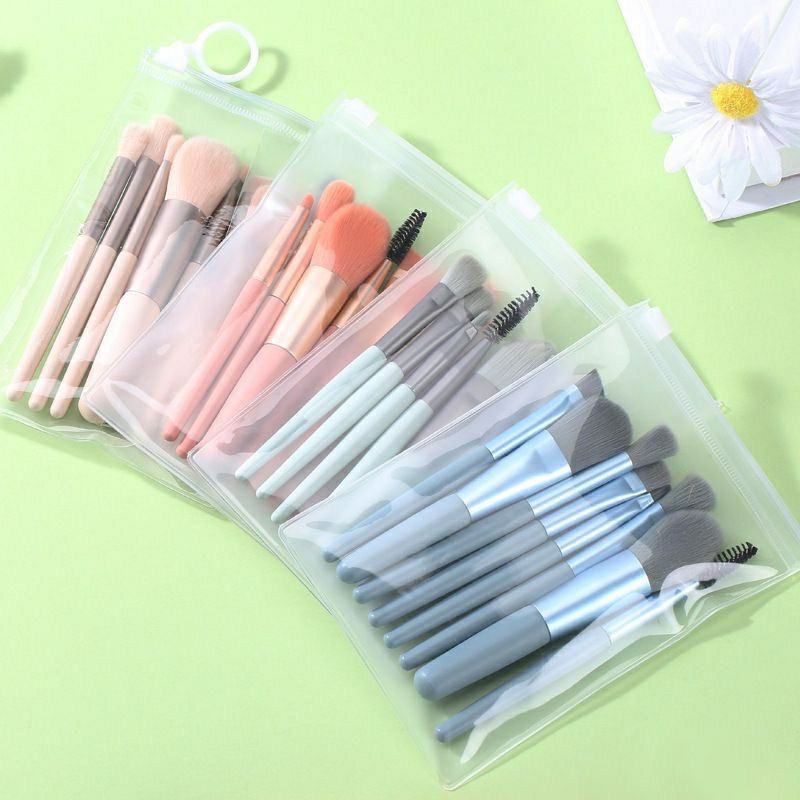 Jual New Kuas Make Up 8 in 1 Free Pouch Make Up Tools / Set Kuas Make ...