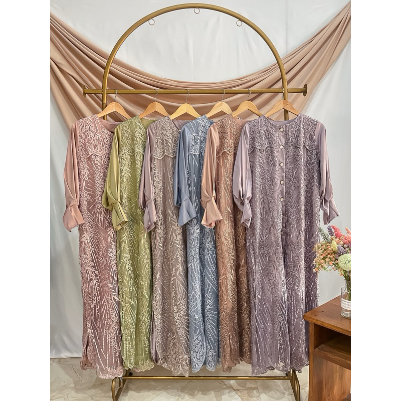 Jual Gamis Brokat mix Satin silk | Shopee Indonesia