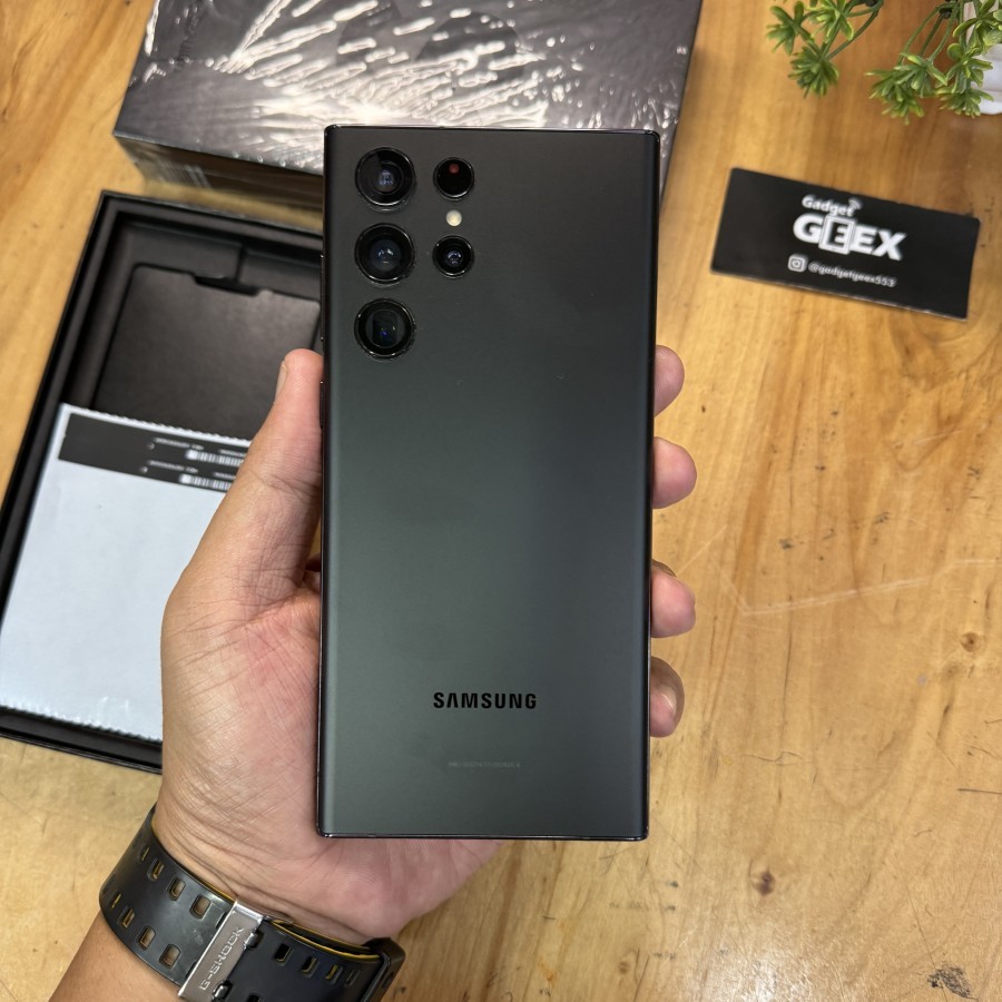 Jual Samsung S22 Ultra 5G 12GB 512GB Black Super Mulus Resmi SEIN | Shopee Indonesia