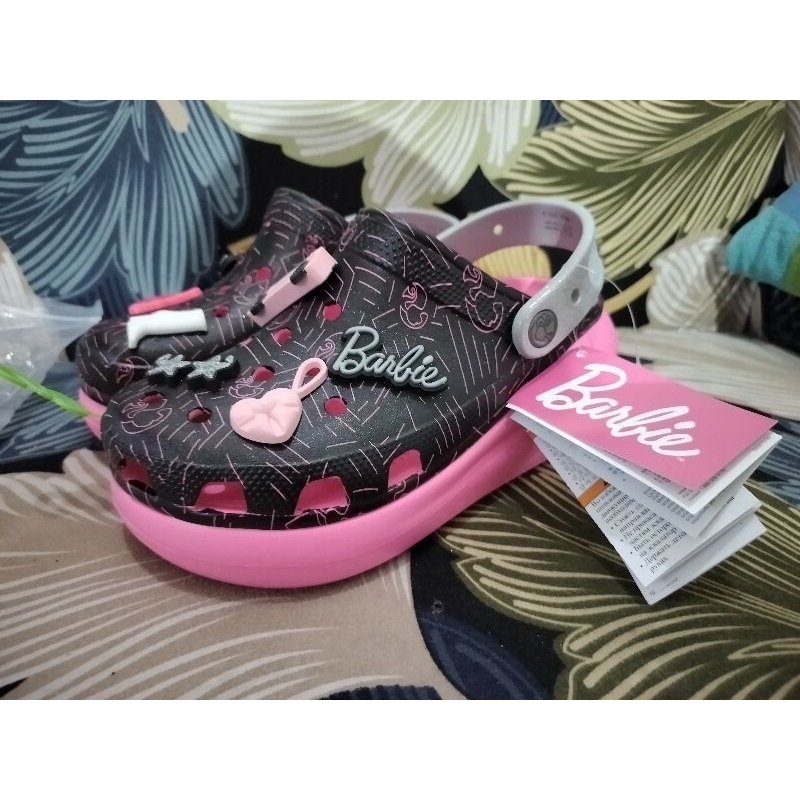 Jual CROCS X BARBIE CRUSH PLATFORM CLOG SHOES | Shopee Indonesia