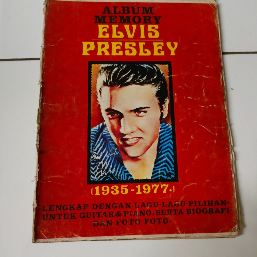 Jual Buku Album Memory Elvis Presley 1935 1977 Chord Lagu | Shopee ...