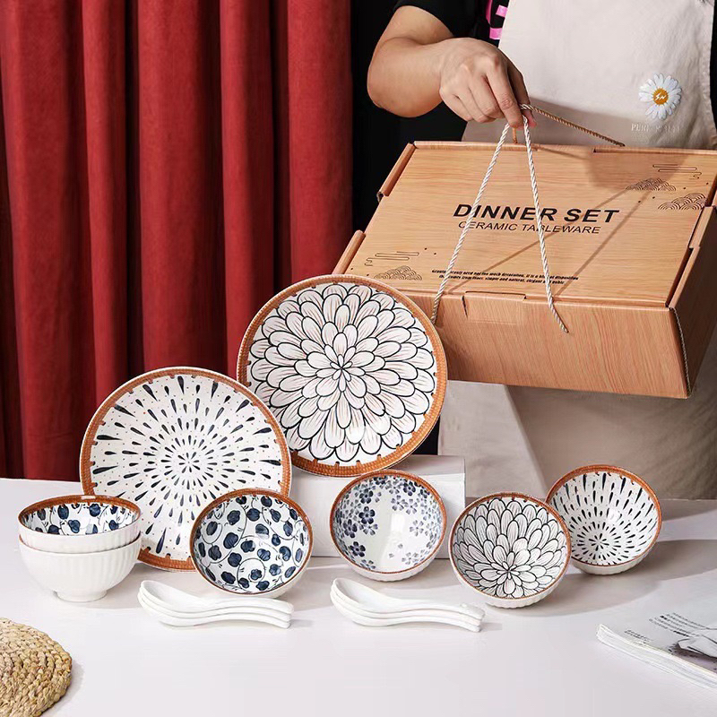 Jual HAMPERS Gift Set Piring Mangkuk Dining Set Keramik Parsel Natal ...