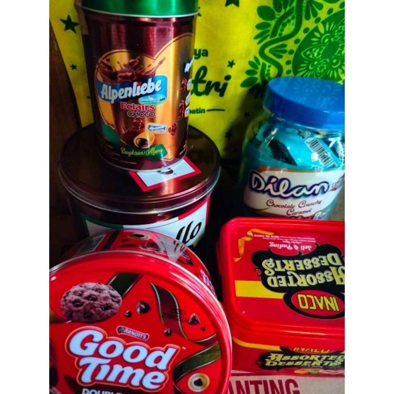 Jual ANEKA JAJAN KALENG | Shopee Indonesia