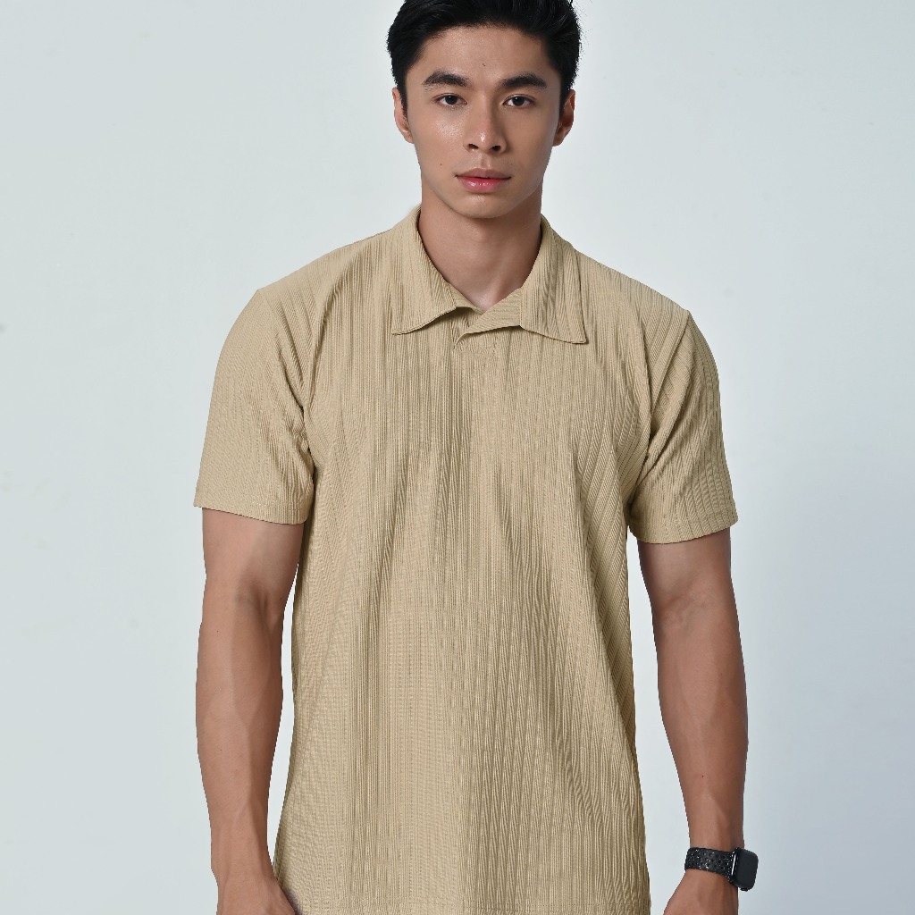 Jual Korean Knit Baju Polo Shirt Pria Salur Besar Dengan Cutting Slim Fit Warna Cream | Shopee ...