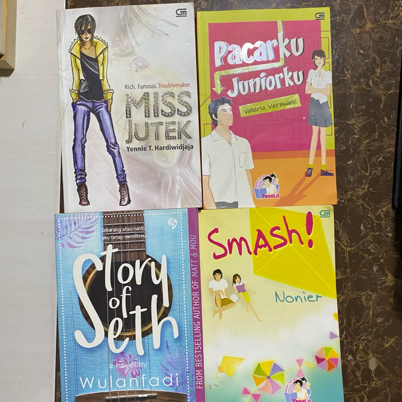 Jual [Paketan] Novel Bekas "Smash! - Pacarku Juniorku - Story of Seth ...