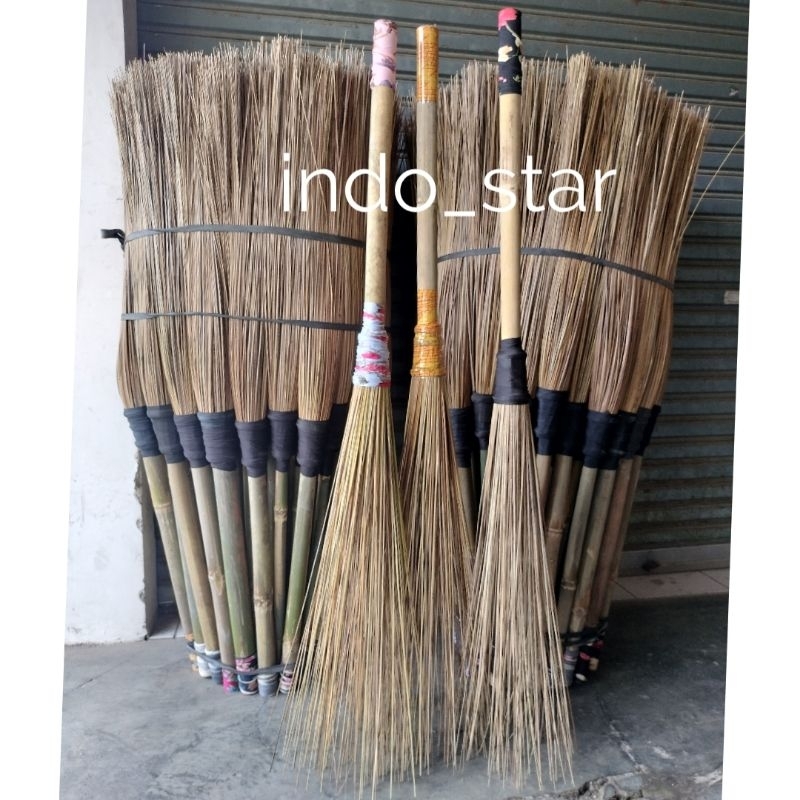 Jual sapu lidi gagang ( 10 pcs) / sapu lidi kelapa | Shopee Indonesia