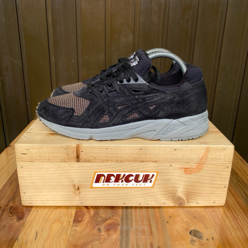 Jual ASICS GEL DS TRAINER OG (size 41) | Shopee Indonesia