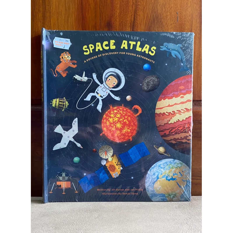 Jual SPACE ATLAS CHILDREN BOOK | Shopee Indonesia