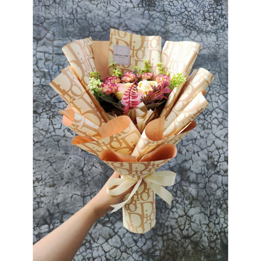 Jual BUKET BUNGA CANTIK ELEGANT UNTUK WISUDA / BUKET BUNGA VANCYY ...