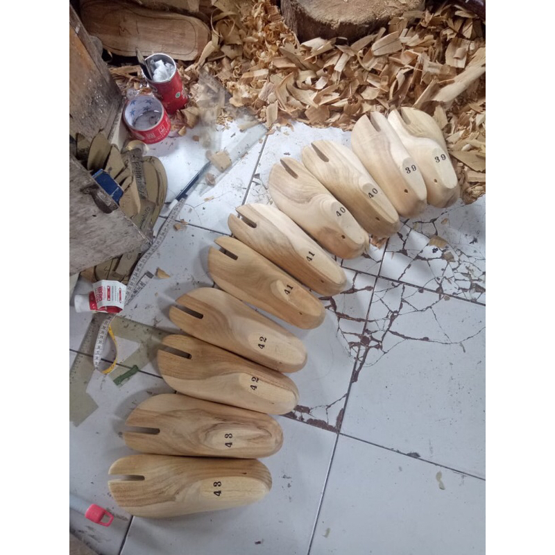 Jual sholast laste sandal sepatu | Shopee Indonesia