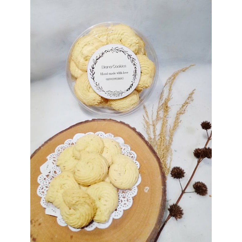 Jual kue sagu keju kemasan toples 250gram | Shopee Indonesia