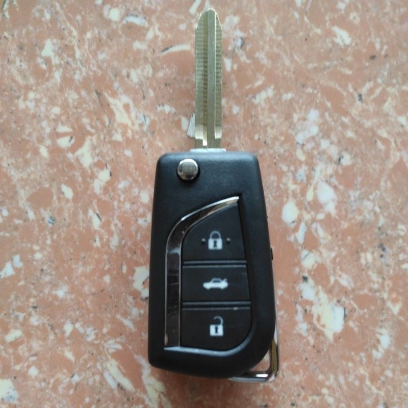 Jual sarung cover CASING baterai REMOTE KUNCI TOYOTA ALL NEW INNOVA ...