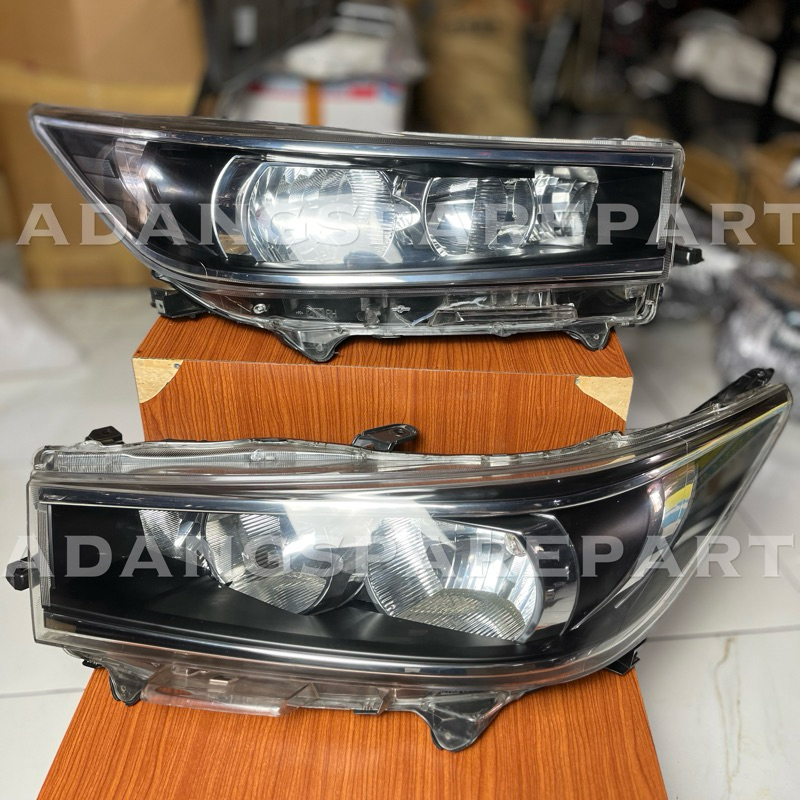 Jual Headlamp Lampu Depan Mobil Toyota Inova Reborn type G 2016 2017 ...