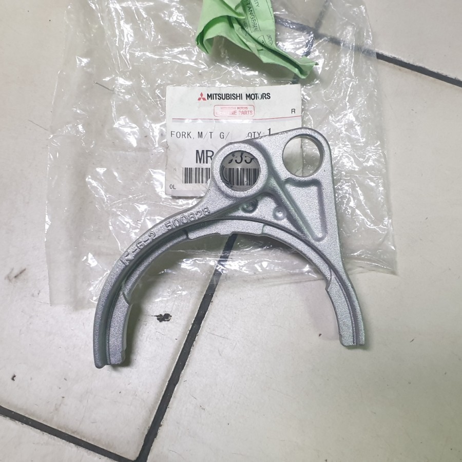Jual Fork Garpu Transmisi Manual Gigi 3 4 Mitsubishi Triton All New ...
