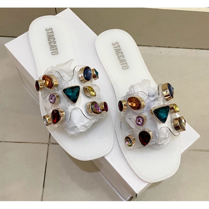 Jual Staccato sandals white (new) | Shopee Indonesia