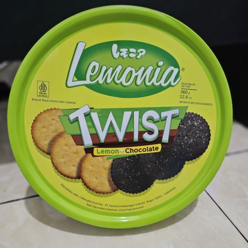 Jual NISSIN LEMONIA TWIST LEMON CHOCOLATE 360GR| BISCUIT KALENG ...