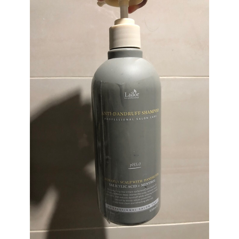 Jual Preloved Lador anti dandruff shampoo | Shopee Indonesia