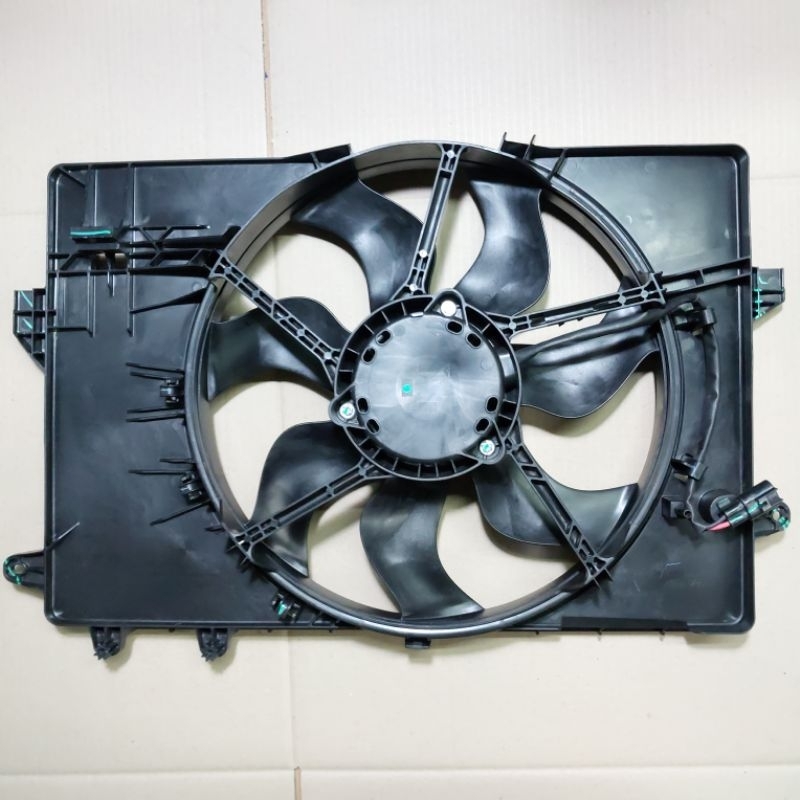 Jual Shroud fan Extra Fan kipas radiator hyundai Creta Stargazer ...