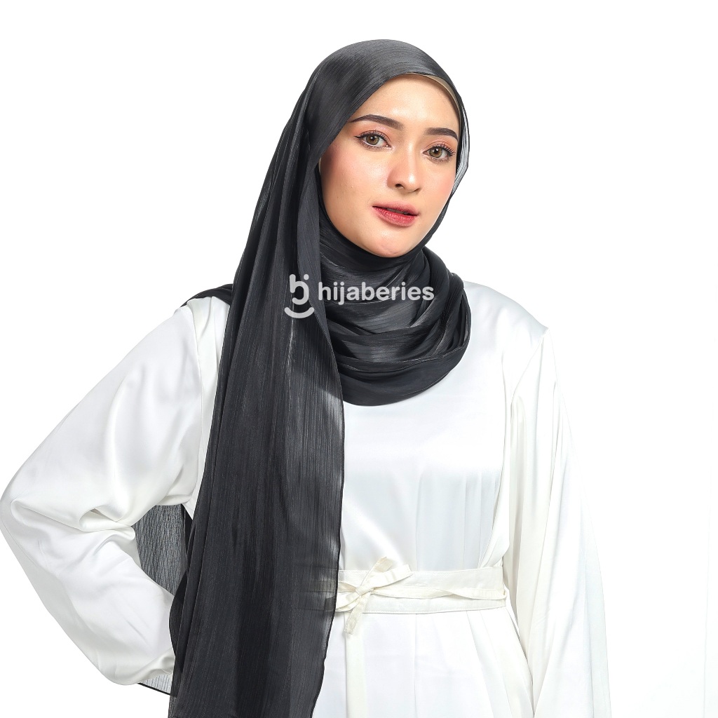 Jual Hijaberies - Shimmer Arabian Silk Pashmina (Black) | Hijab ...